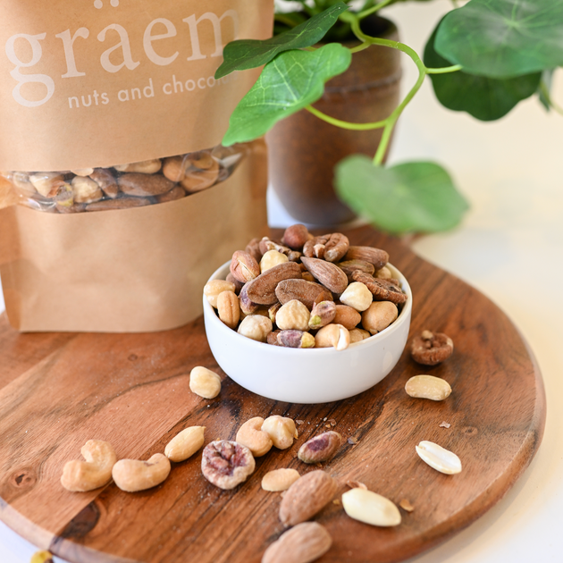 Emerson Mix – Gräem Nuts and Chocolate